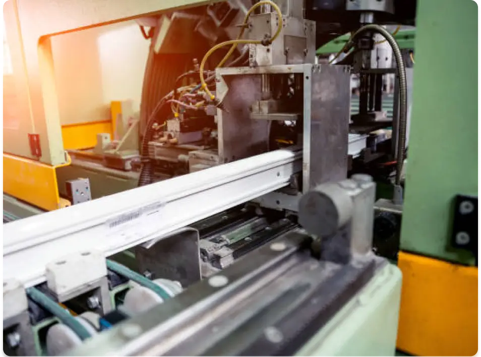 Custom Aluminum Extrusion Services | RapidDirect