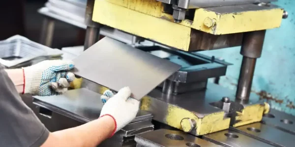 What's Sheet Metal Hemming? Process, Uses, and Tips